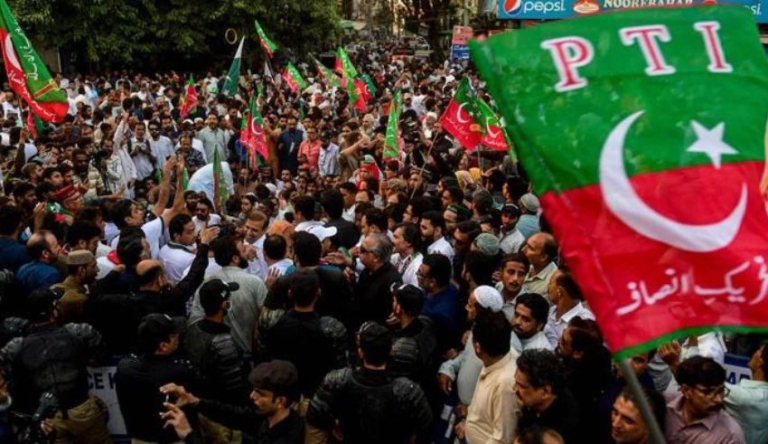 PTI protests after being barred from meeting Imran Khan