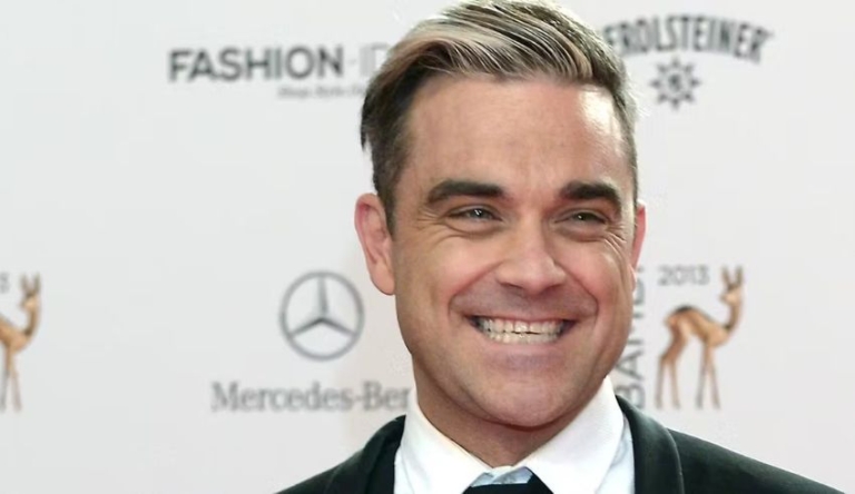 Robbie Williams Rocks the Metaverse