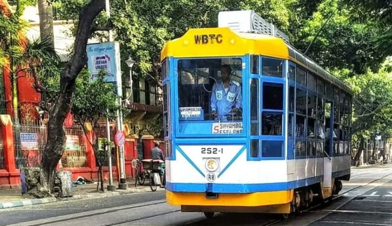 India’s Oldest Operating Trams Set To Become a Dying Scene