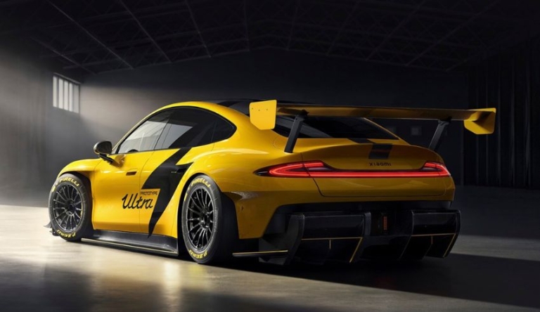 Xiaomi SU7 Ultra EV Launched: Redefining High-Performance Electric Vehicles