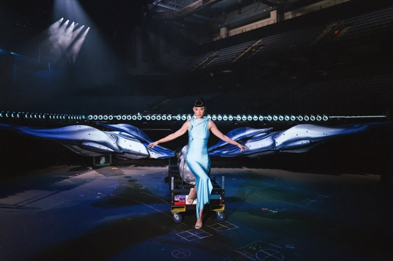 Katy Perry Launches Futuristic ‘Lifetimes’ World Tour