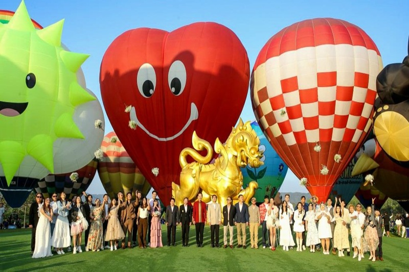 Singha Park Balloon Fiesta 2026 Night Glow Tips & Guide