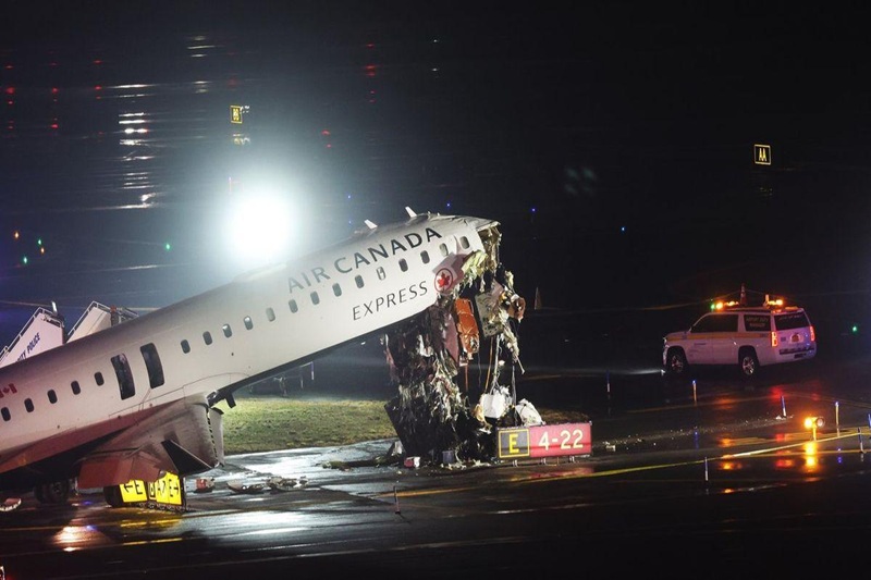 LaGuardia Airport Crash 2026: Air Canada Plane Collision