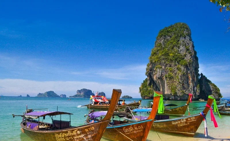 Digital Nomad Mistakes in Bali and Thailand: 3 Risks Ahead!!
